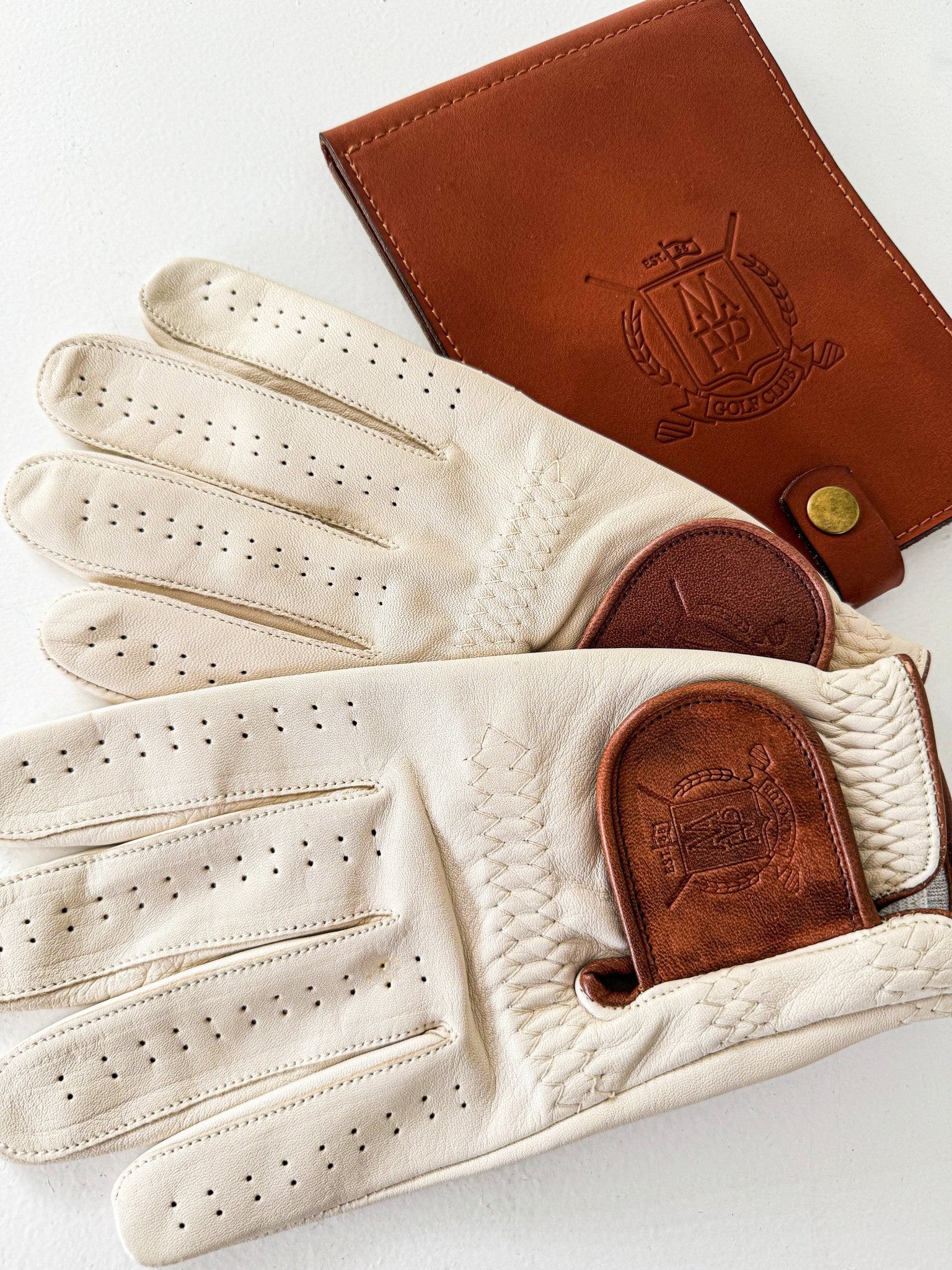 Leather Golf Gear for a Winning Game – MODEST VINTAGE PLAYER LTD